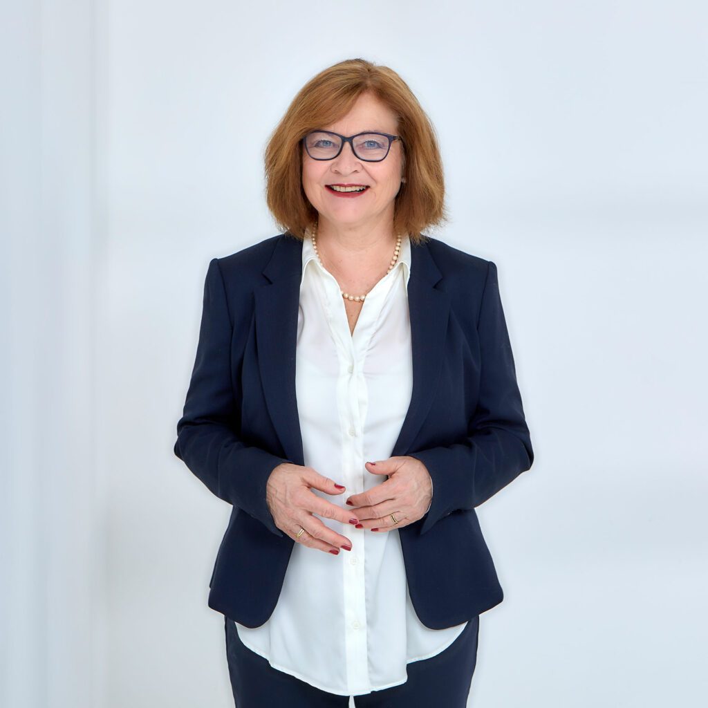 Renate Birgmayer Renate Birgmayer Renate Birgmayer Renate Birgmayer
